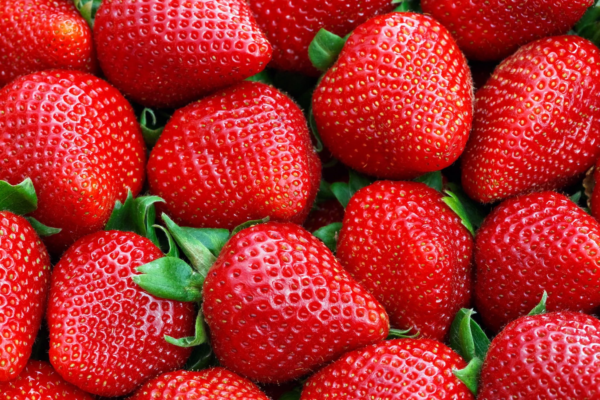 A tower of strawberries - Richard Jackson Garden A tower of strawberries - Richard Jackson Garden