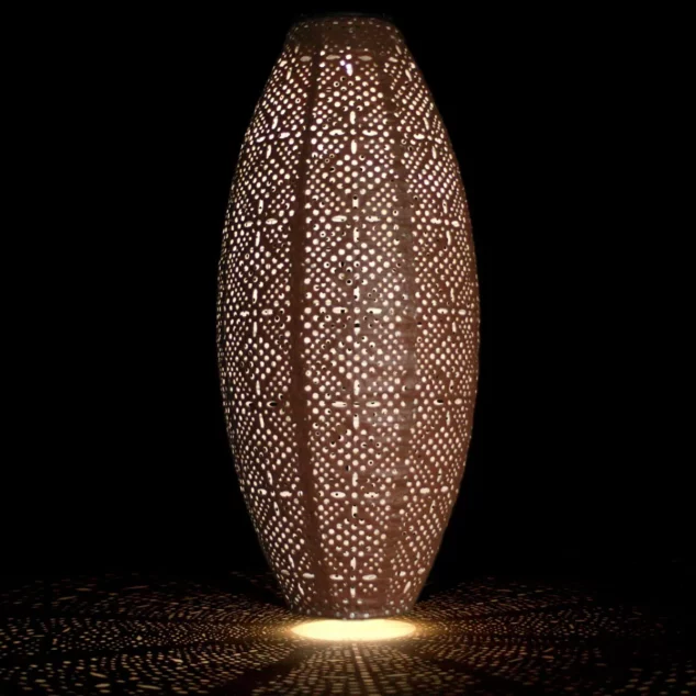 Solar Lantern Oval - Richard Jackson Garden